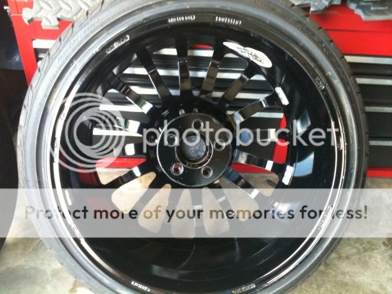 Feeler: OEM Beetle RSI wheels | VW Vortex - Volkswagen Forum